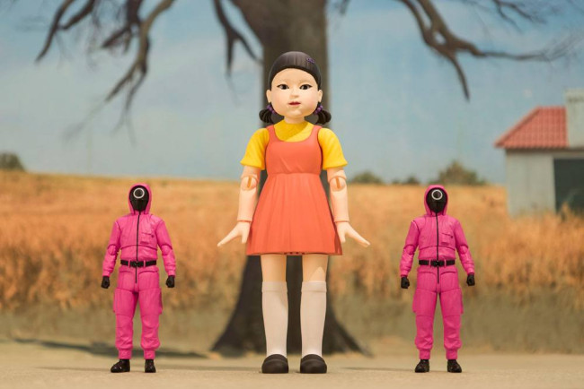 Squid Game Puppe Young-hee doll Tamashii Lab Actionfigur 26 cm jetzt ...