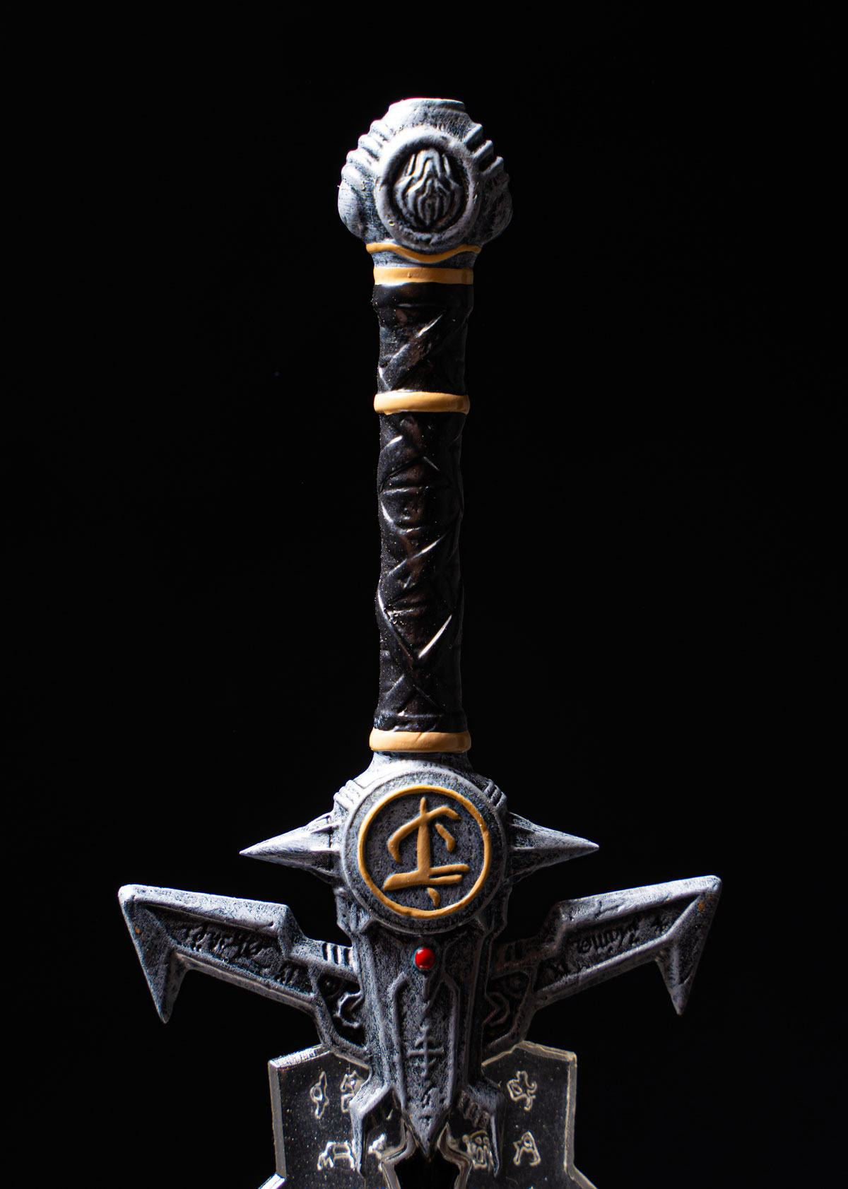 Doom Eternal Crucible Sword Blade Collection jetzt online kaufen ...