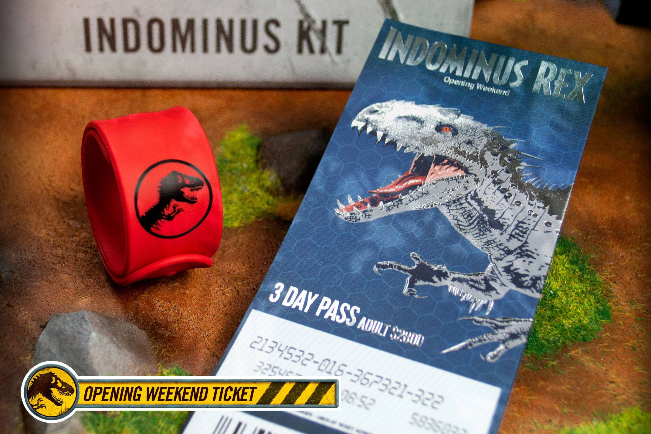 Jurassic World Indominus Rex Kit Geschenkbox jetzt online kaufen ...